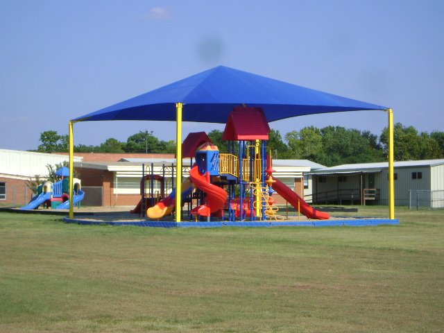 4 Post Pyramid Shade Structure - 20' x 20'
